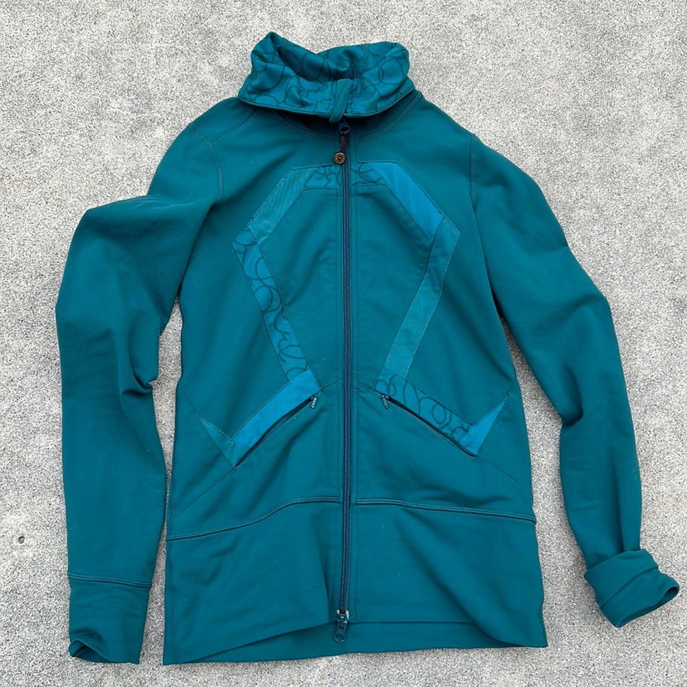 Lululemon Scuba Jacket In Green Teal Color - Gem